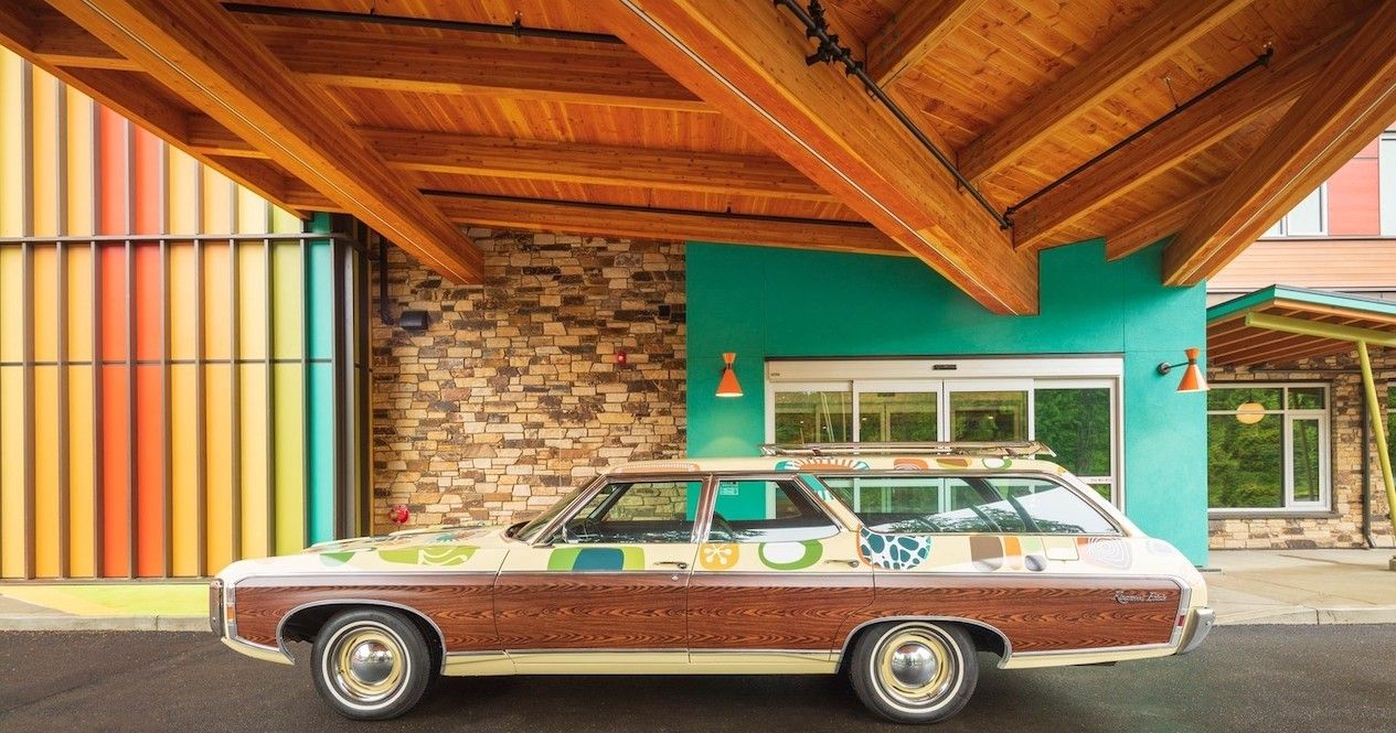10 hotels with retro vibes in Canada that are worth the road trip