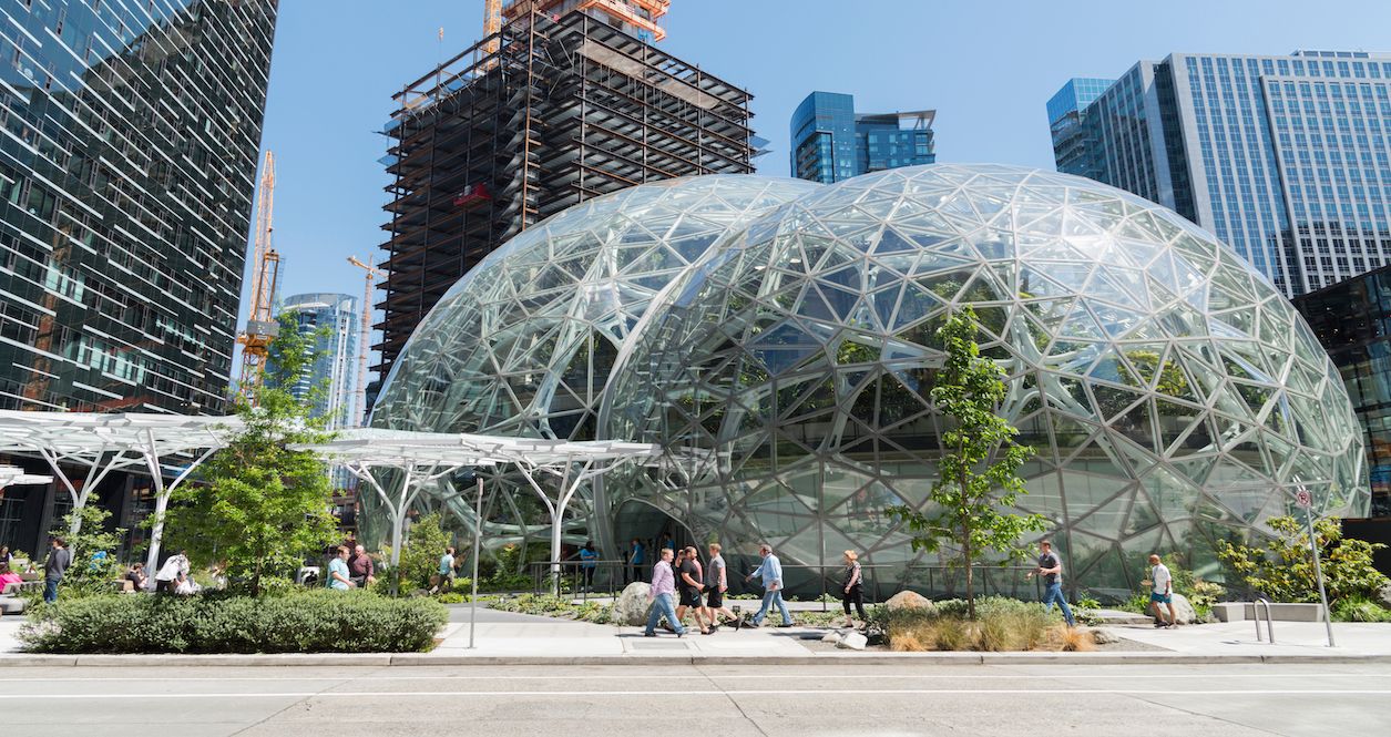 Amazon is hiring for over 400 positions in Seattle right now