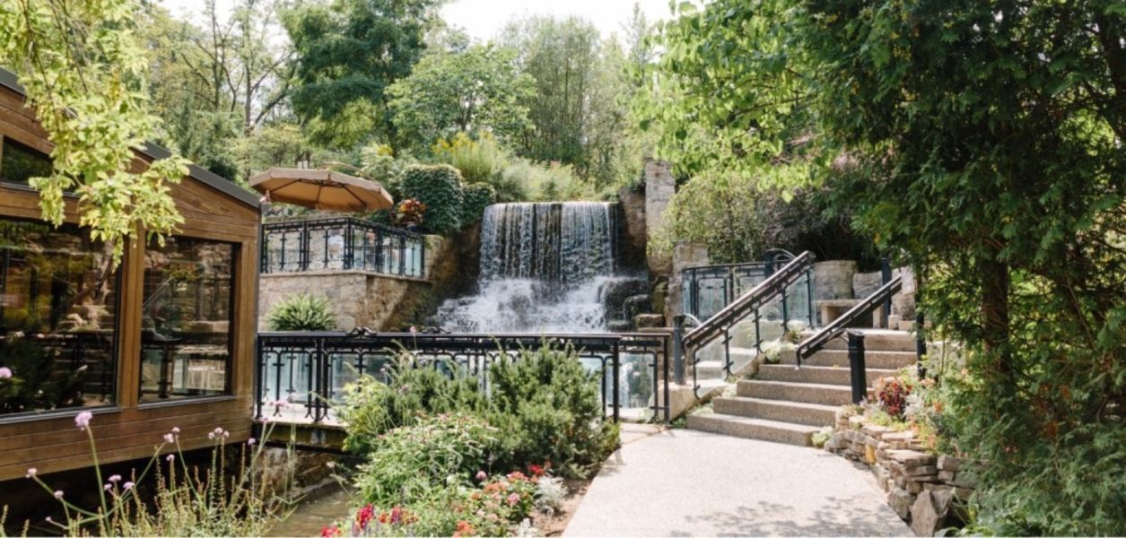 Ancaster Mill's Sunday brunch buffet is amazingly decadent & picturesque