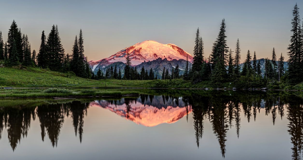 Here are 10 of the most scenic drives near Seattle to take this summer