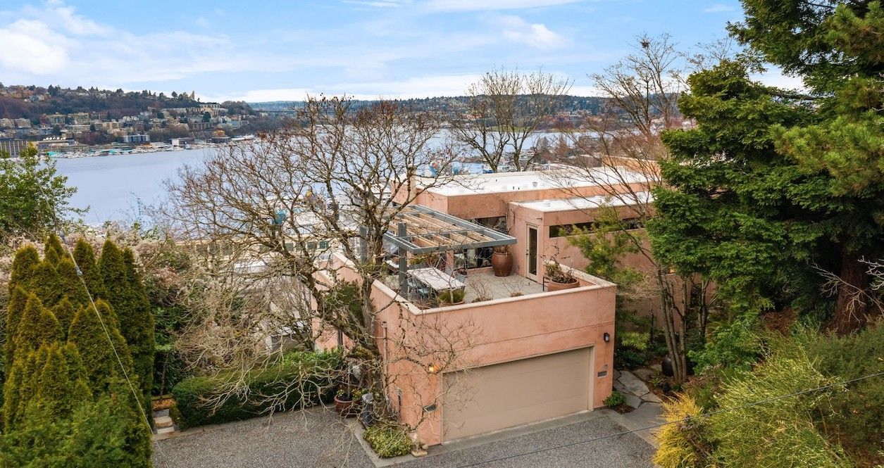 This 1992 Jim Olson house just hit the market on Capitol Hill