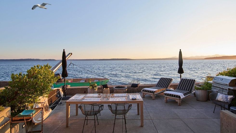 This West Seattle home has private tidelands & just hit the market
