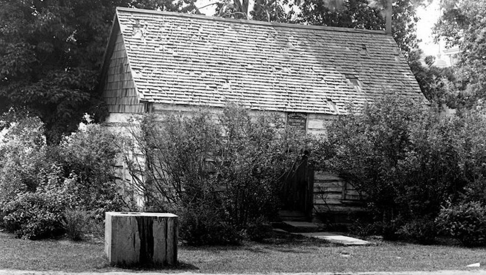 Where is the oldest home in Toronto?