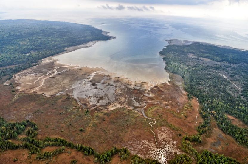 Misery Bay Provincial Park has a trail through old glacier beaches