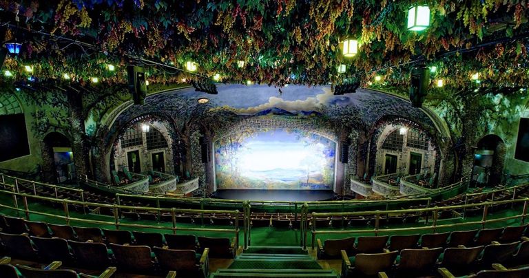 The most haunted spots to visit in Toronto this spooky season