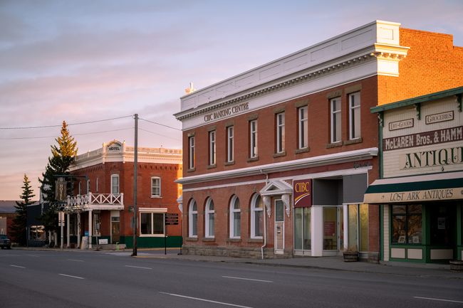 The best rural Alberta towns to visit near Calgary