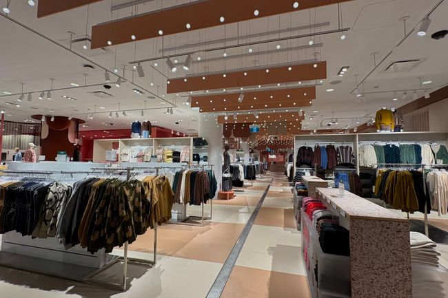 Simons officially opens at the Toronto Eaton Centre