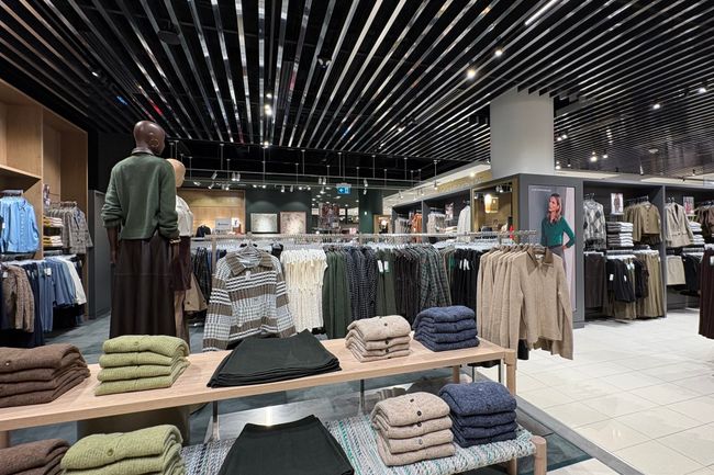 Simons officially opens at the Toronto Eaton Centre